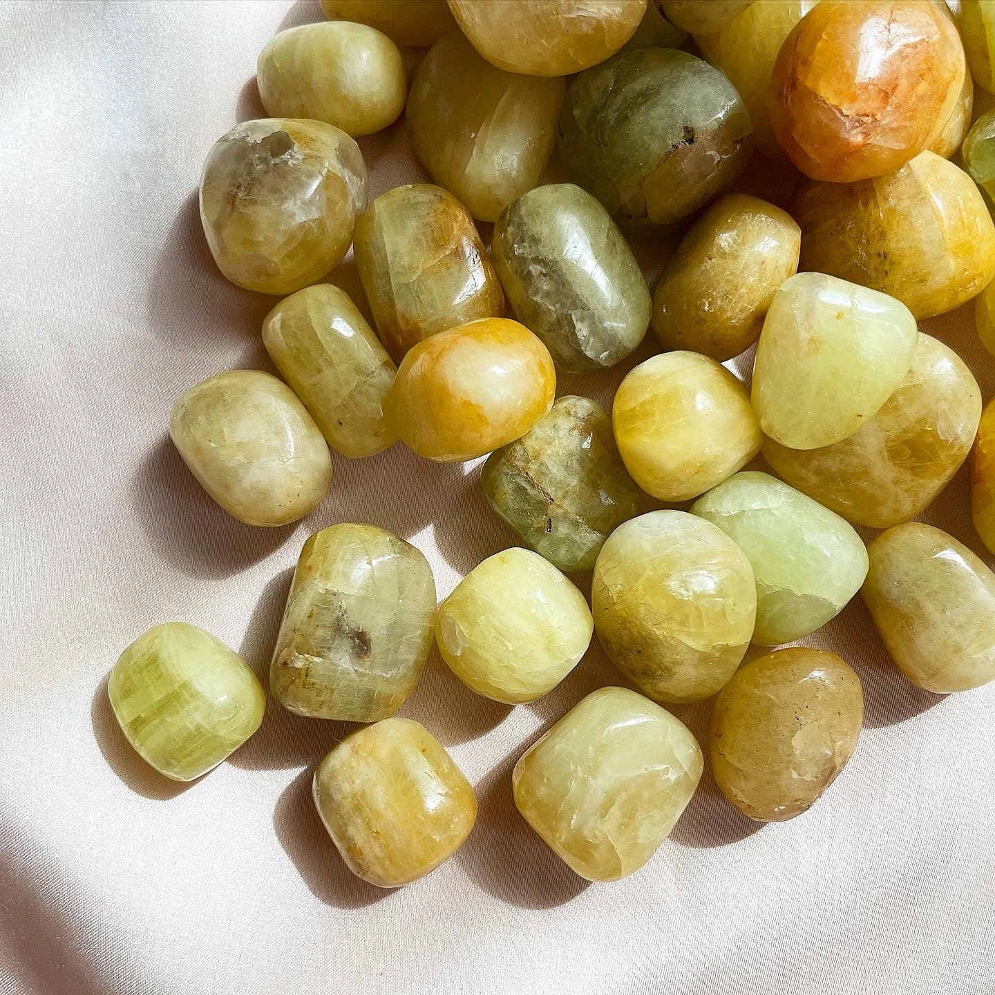 Yellow Beryl Tumble – GEMNI