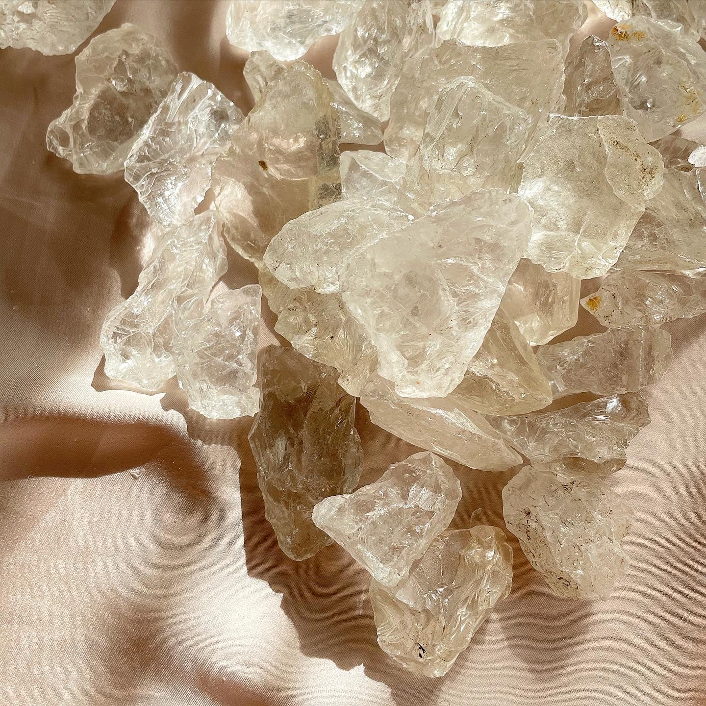 Clear Quart Rough – GEMNI